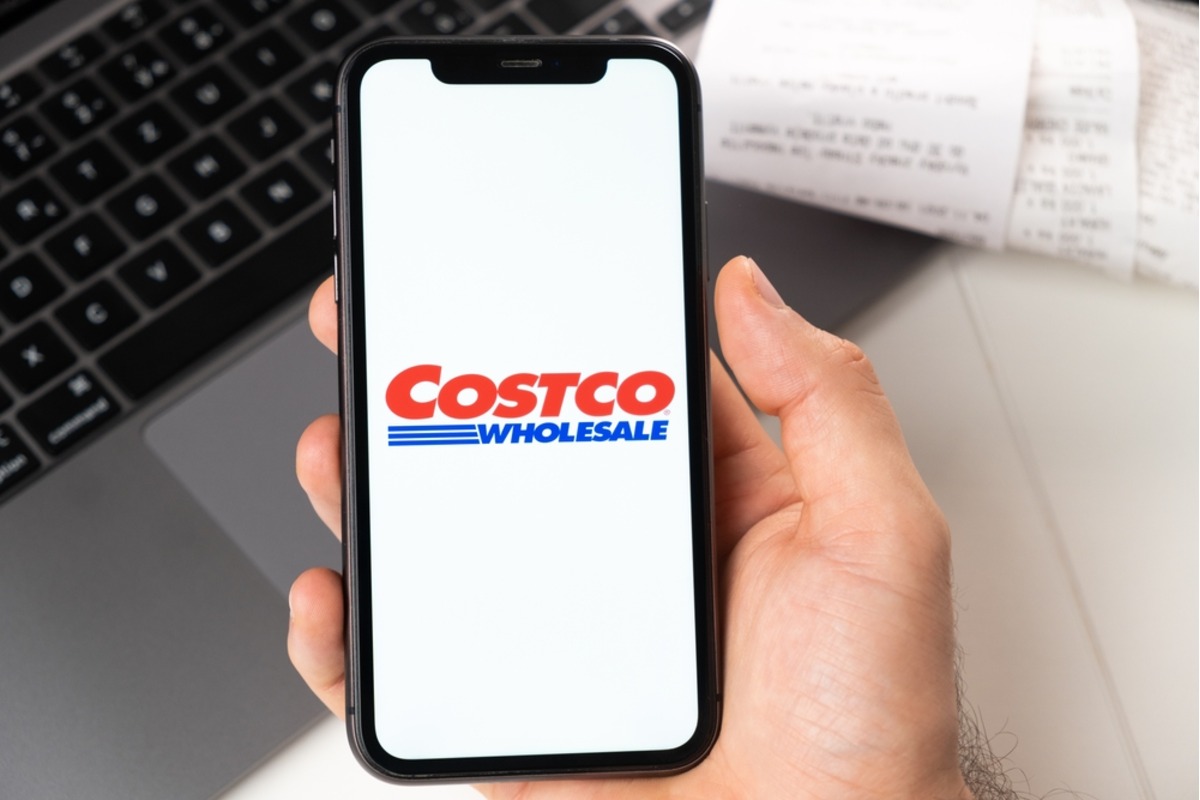 6 Key Ways Shopping at Costco In Store Differs From Costco.com ...